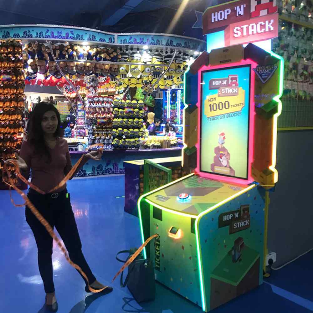 Hop ‘N’ Stack – Redemption Game | Interactive Projector | Interactive ...